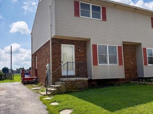 622 Cricket Ln, McSherrystown, PA 17344
