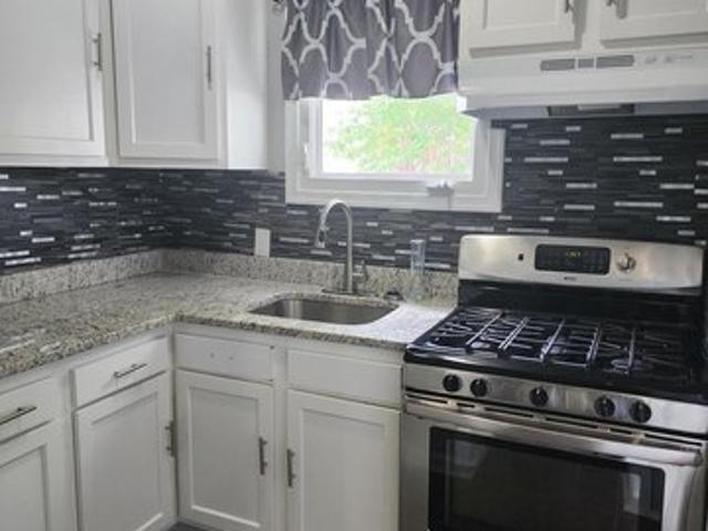 622 Allendale St, Baltimore, MD 21229