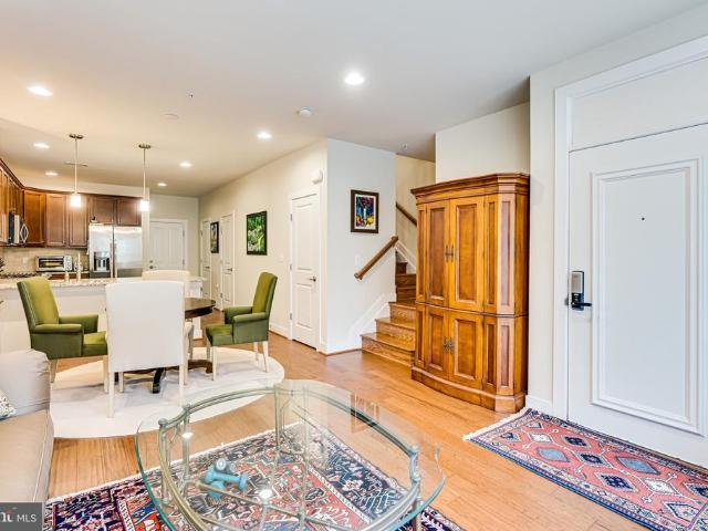 622 E Howell Avenue # 101