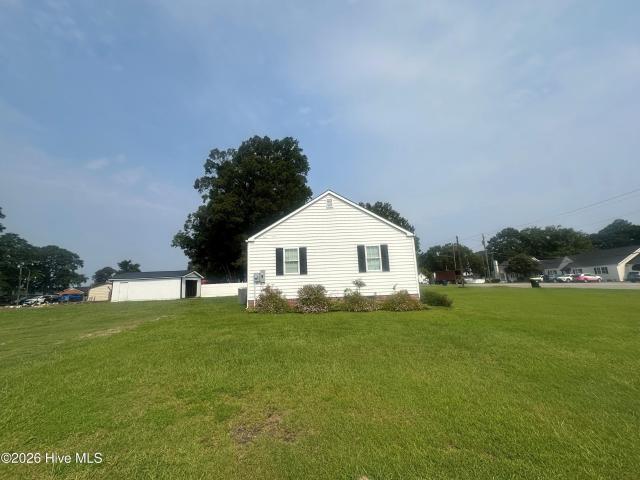 622 E Memorial Drive