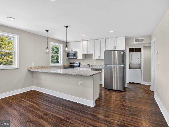 622 Eastern Ave NE, Unit 301, Washington, DC 20019 | MLS #DCDC2254