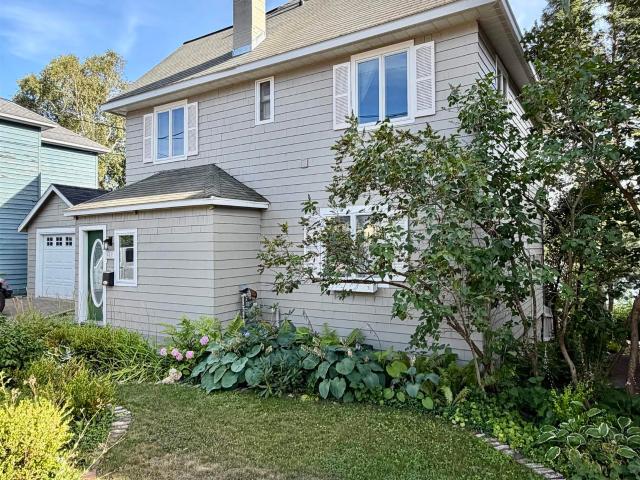 622 Lake Avenue