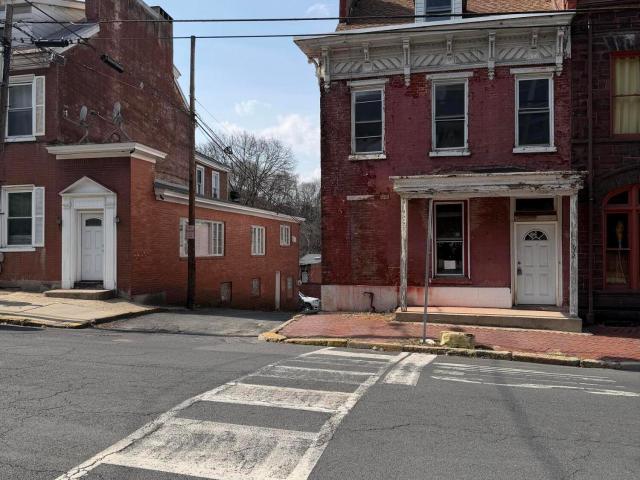 622 Mahantongo Street