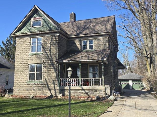 622 Maple St, Colon, MI 49040