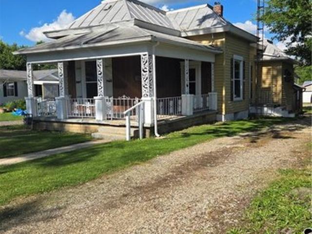 622 N Union St, Union City, IN 47390
