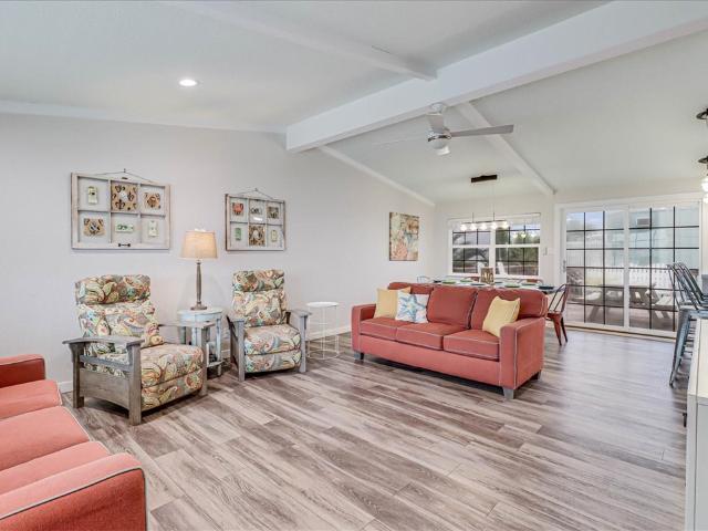 622 N Palimino Drive