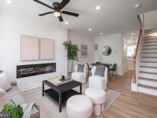 622 N Potomac St, Baltimore, MD 21205