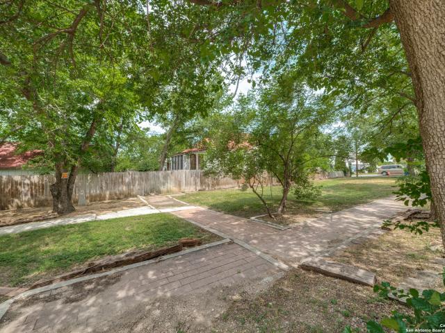 622 Nolan St, San Antonio, TX 78202 | MLS #1886 | Compass