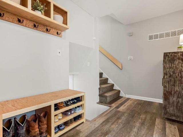 622 nw village drive