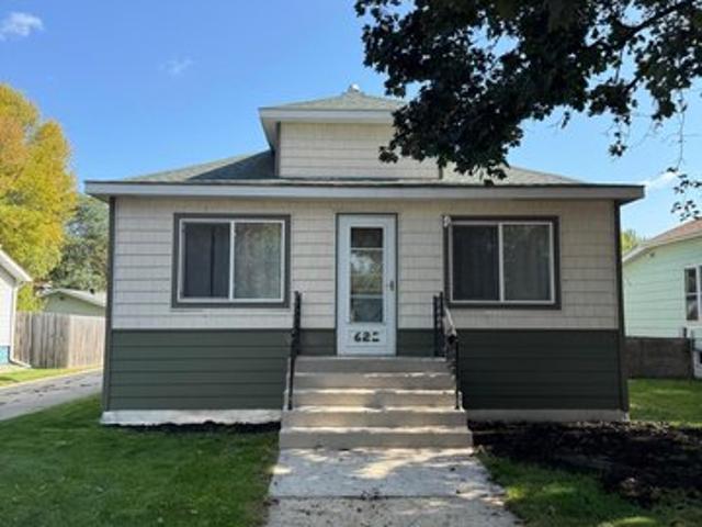 622 S Broadway, Watertown, SD 57201