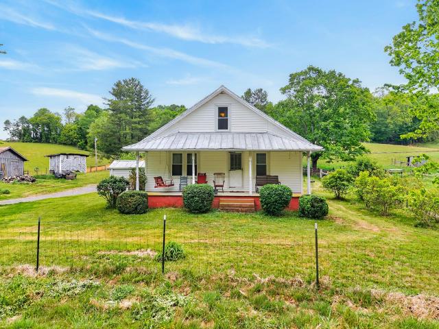 622 Soapstone Rd