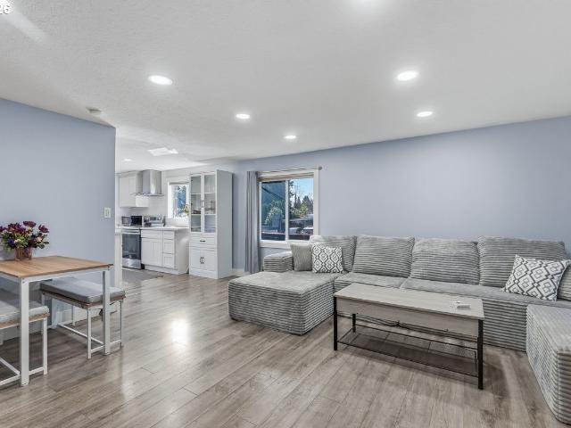 622 SE 111TH AVE