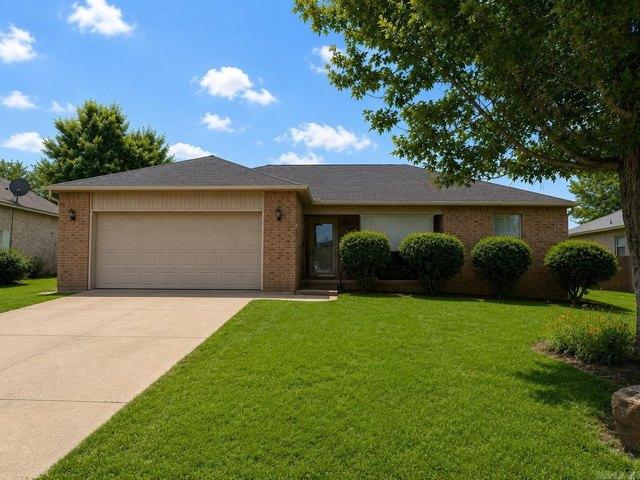 622 Summer Dr, Heber Springs, AR 72543
