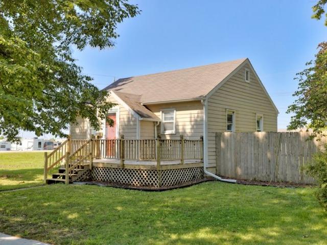 622 SW Walnut St, Ankeny, IA 50023