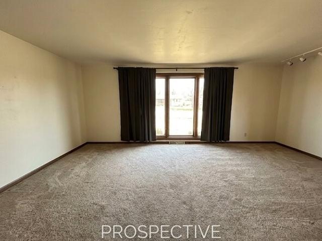 622 Ross Dr