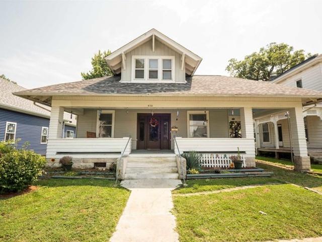 622 W Grissom Ave, Mitchell, IN 47446