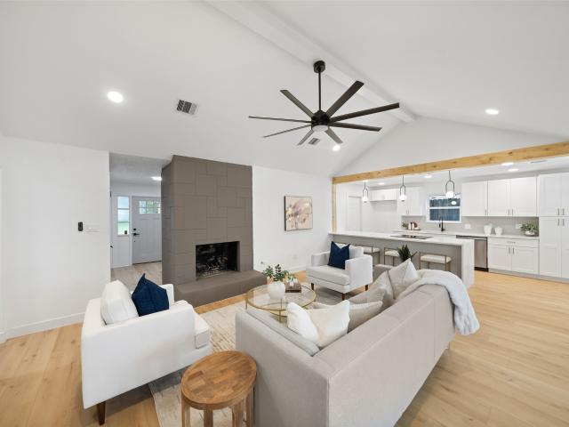 6234 Autumn Arbor Drive