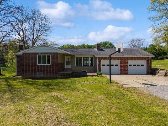 6234 Schafer Dr, New Kensington, PA 15068