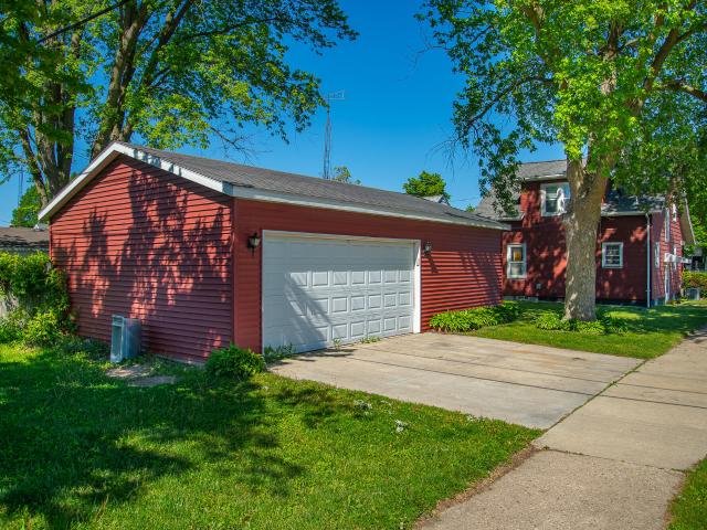 6234 34th Ave