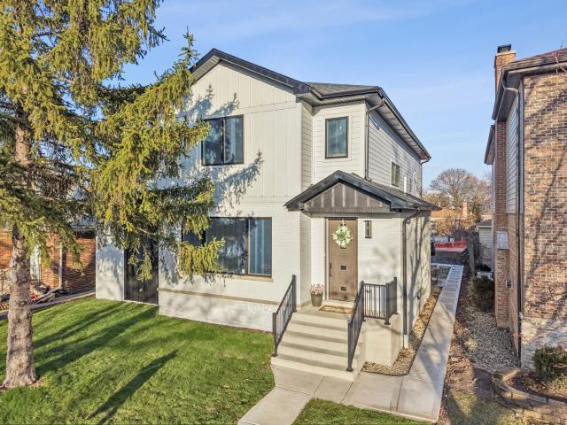 6235 N Kedvale Ave, Chicago, IL 60646 | MLS #12583 | Compass