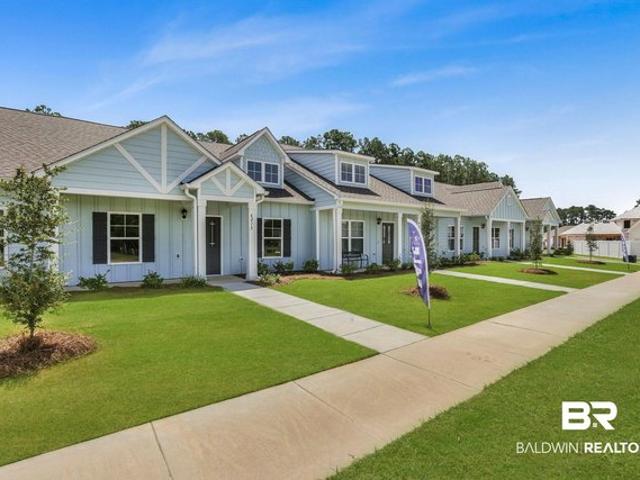 6235 Carpenter Ln, Gulf Shores, AL 36542