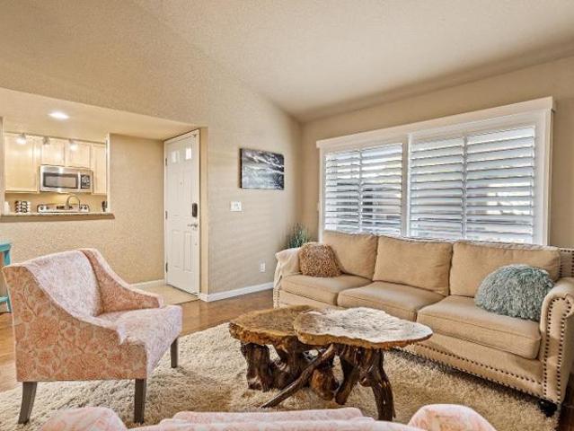 6235 Riverside Blvd #2, Sacramento, CA 95831