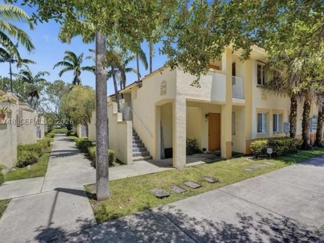 6235 SW 47th Mnr Apt 204, Davie, FL 33314