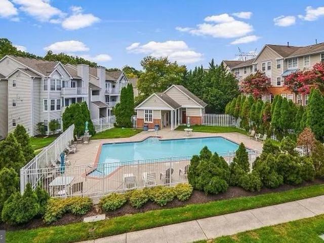 6235 Sandpiper Court # 2