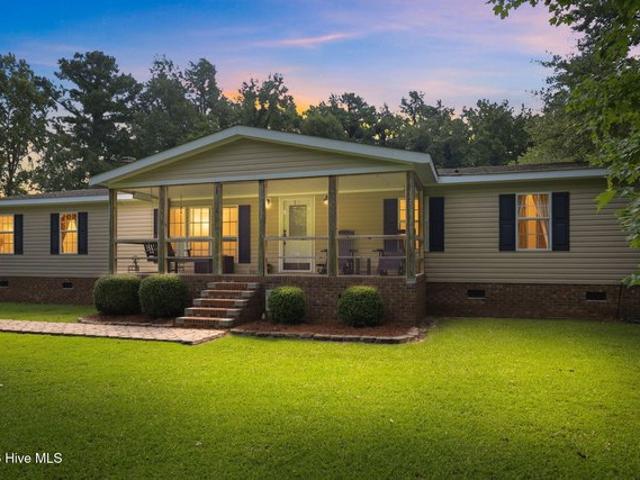 6235 U S # 17, Chocowinity, NC 27817