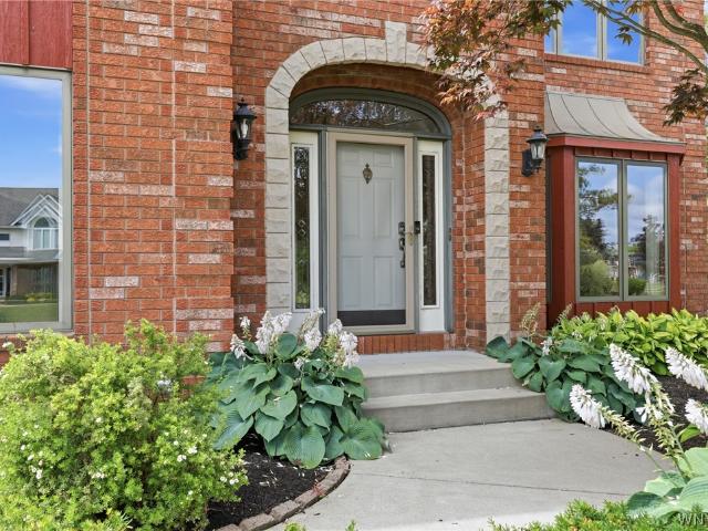 6236 Cloverleaf Drive