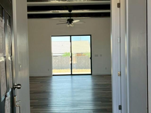 6236 s flora lane