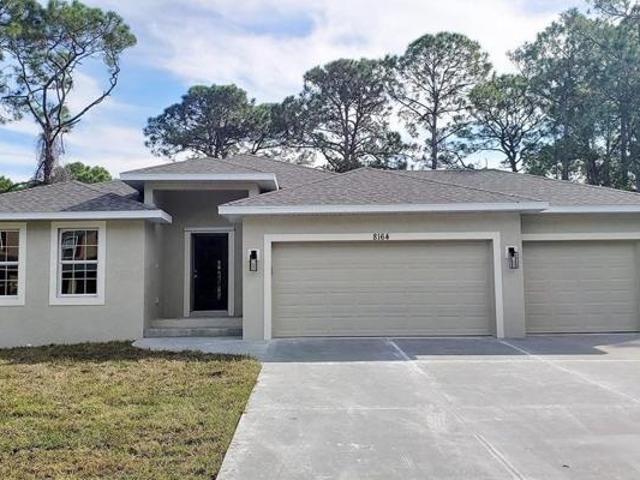 6237 Spinnaker Blvd, Englewood, FL 34224