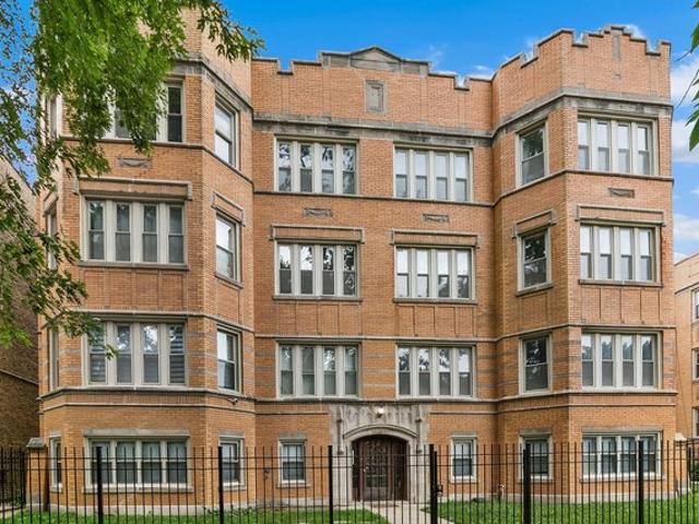 6230 N Mozart St Unit 1N, Chicago, IL 60659