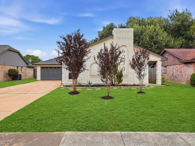 6230 Autumn Arbor Drive