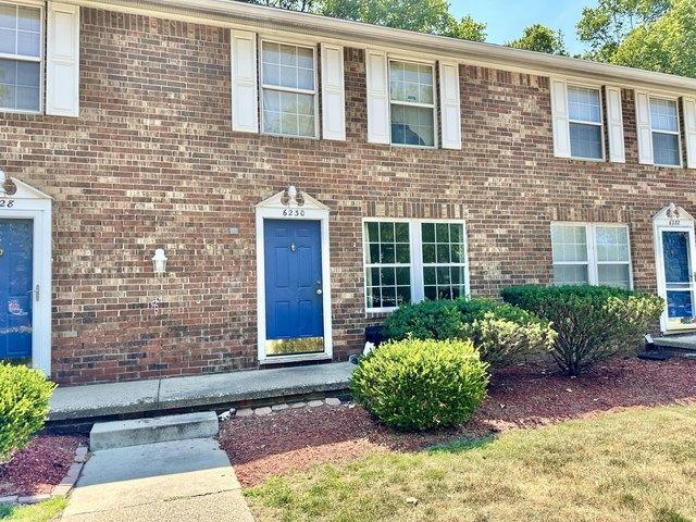 6230 Beechfield Dr, Lansing, MI 48911