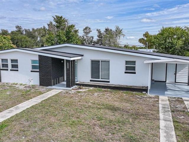 6230 Freemont St, North Port, FL 34287