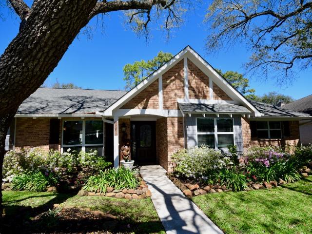 6230 Queensloch Dr, Houston, TX 77096 | MLS #31813