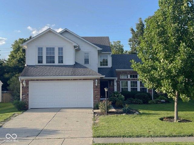 6232 Valleyview Dr, Fishers, IN 46038