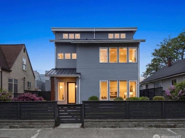6233 Carleton Ave S, Seattle, WA 98108