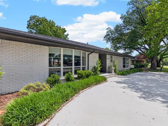 6233 Crestmont Dr, Dallas, TX 75214 | MLS #21246
