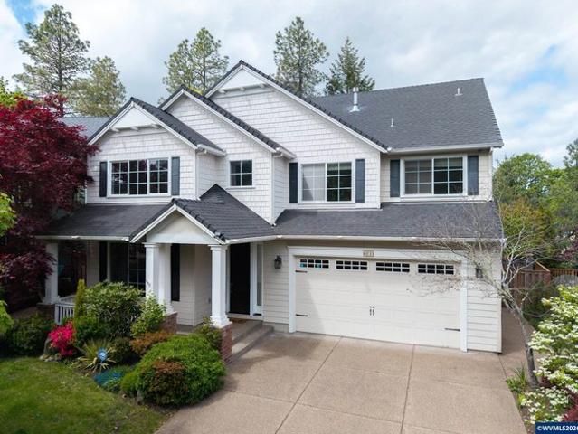 6233 SW Timber Ridge Dr, Corvallis, OR 97333