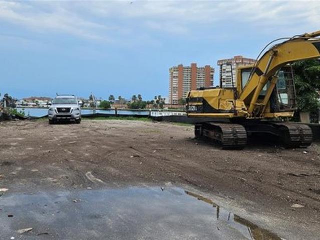 623 180th Ave E, Redington Shores, FL 33708