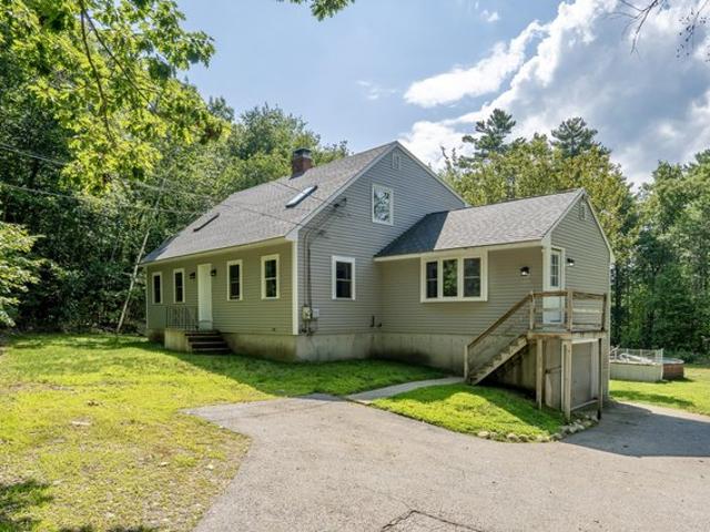 623 Country Club Rd, Sanford, ME 04073