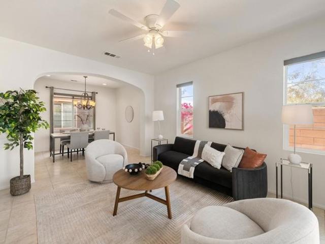623 Calle Vibrante, Palm Desert, CA 92211
