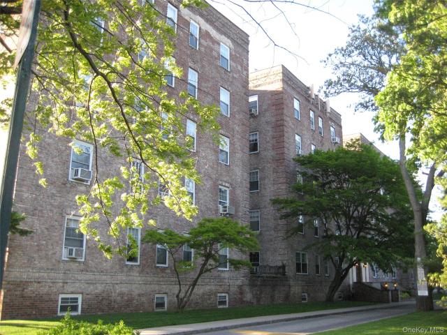 623 Central Ave, Unit 306, Cedarhurst, NY 11516 | MLS #987192