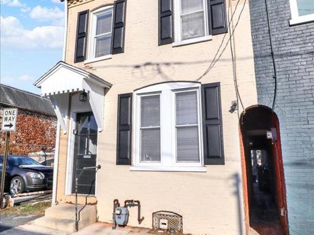 623 Bay Street