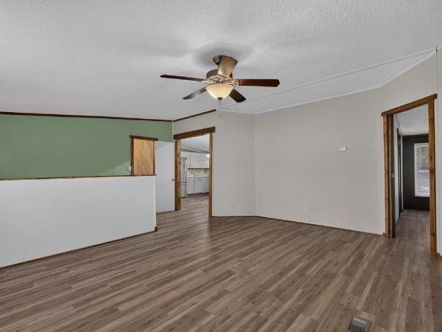 623 Barn Road