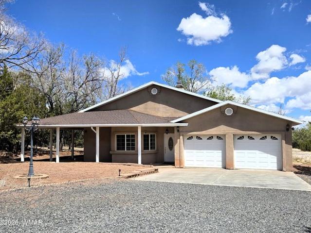 623 E Maricopa Dr, Springerville, AZ 85938