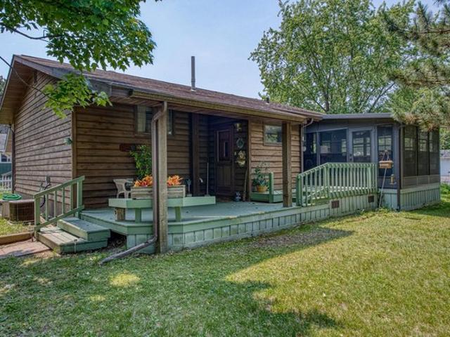 623 Hirzel St N, Eagle River, WI 54521
