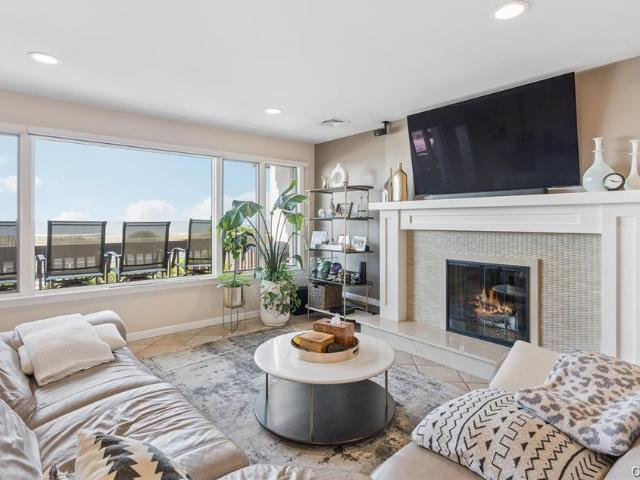 623 Oceanfront A